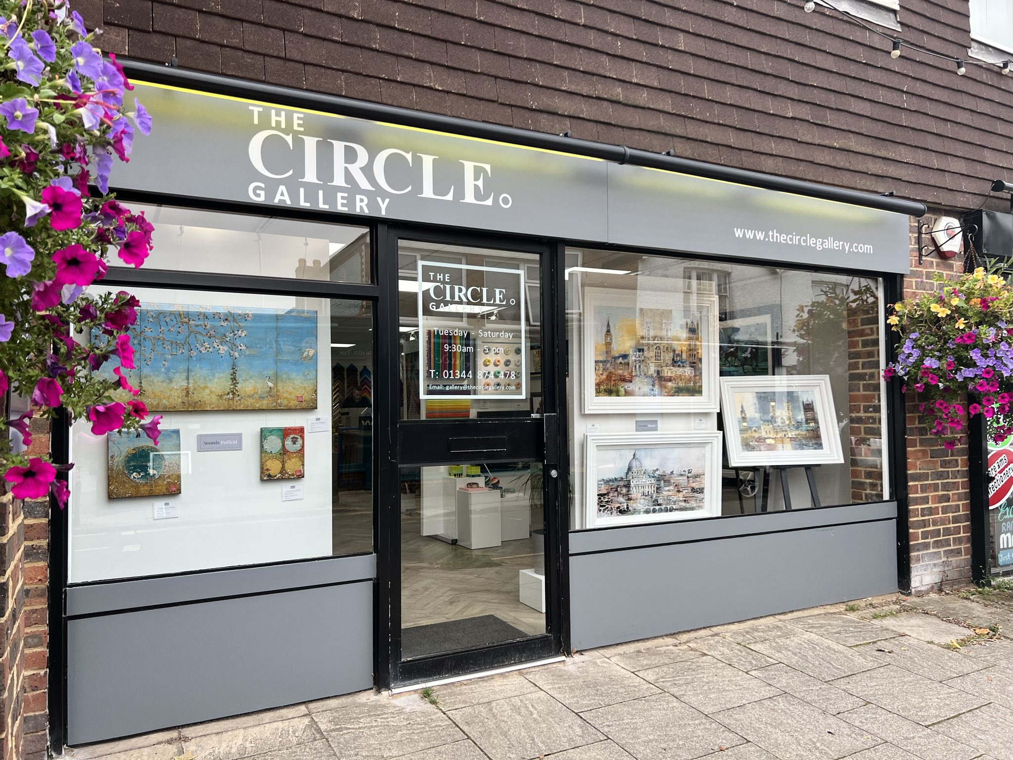 Art Gallery in Sunninghill | The Circle Gallery | About Us